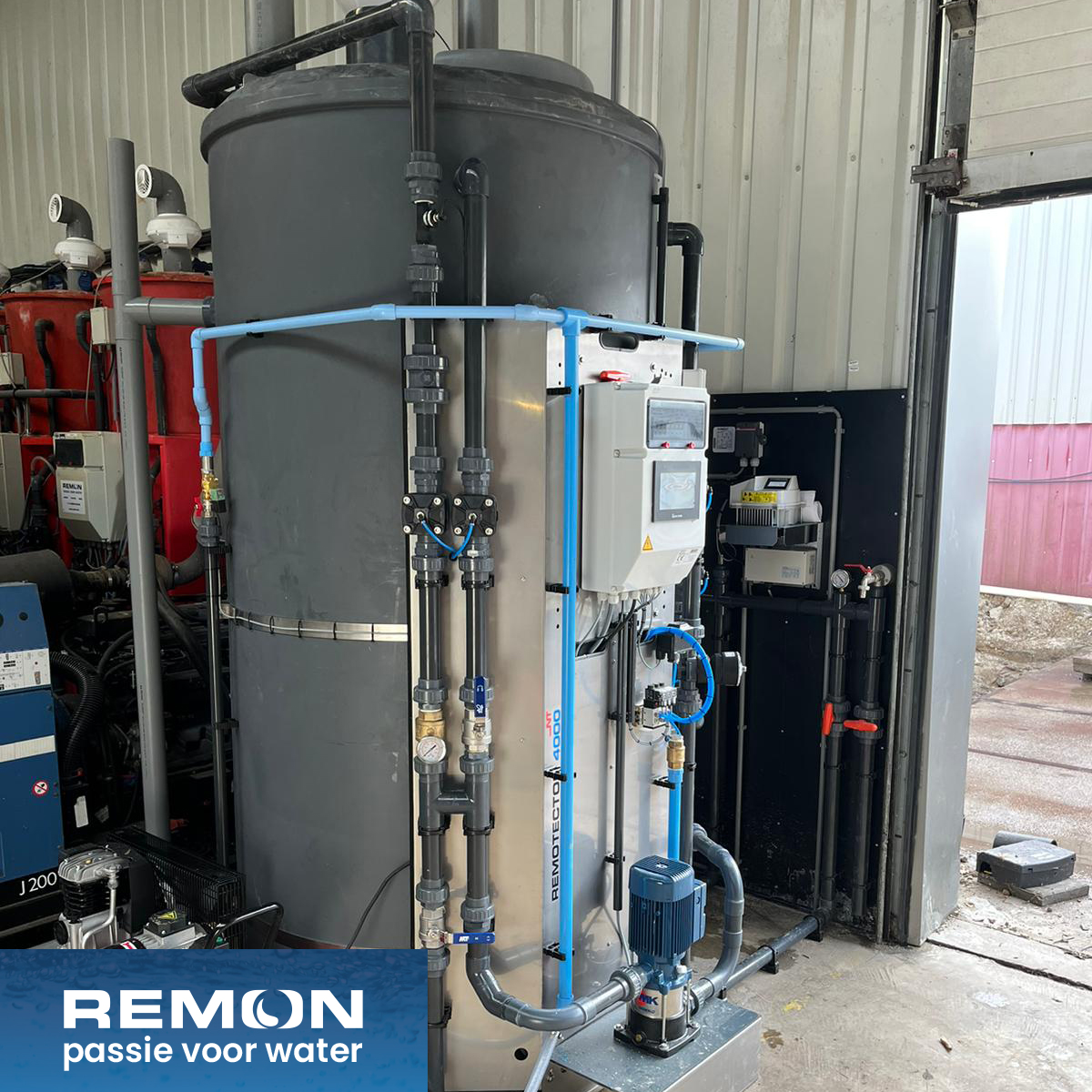 Trouwe klant Anna Dutch BV neemt nieuwe waterbron en ontijzering in gebruik - Remon Waterbehandeling